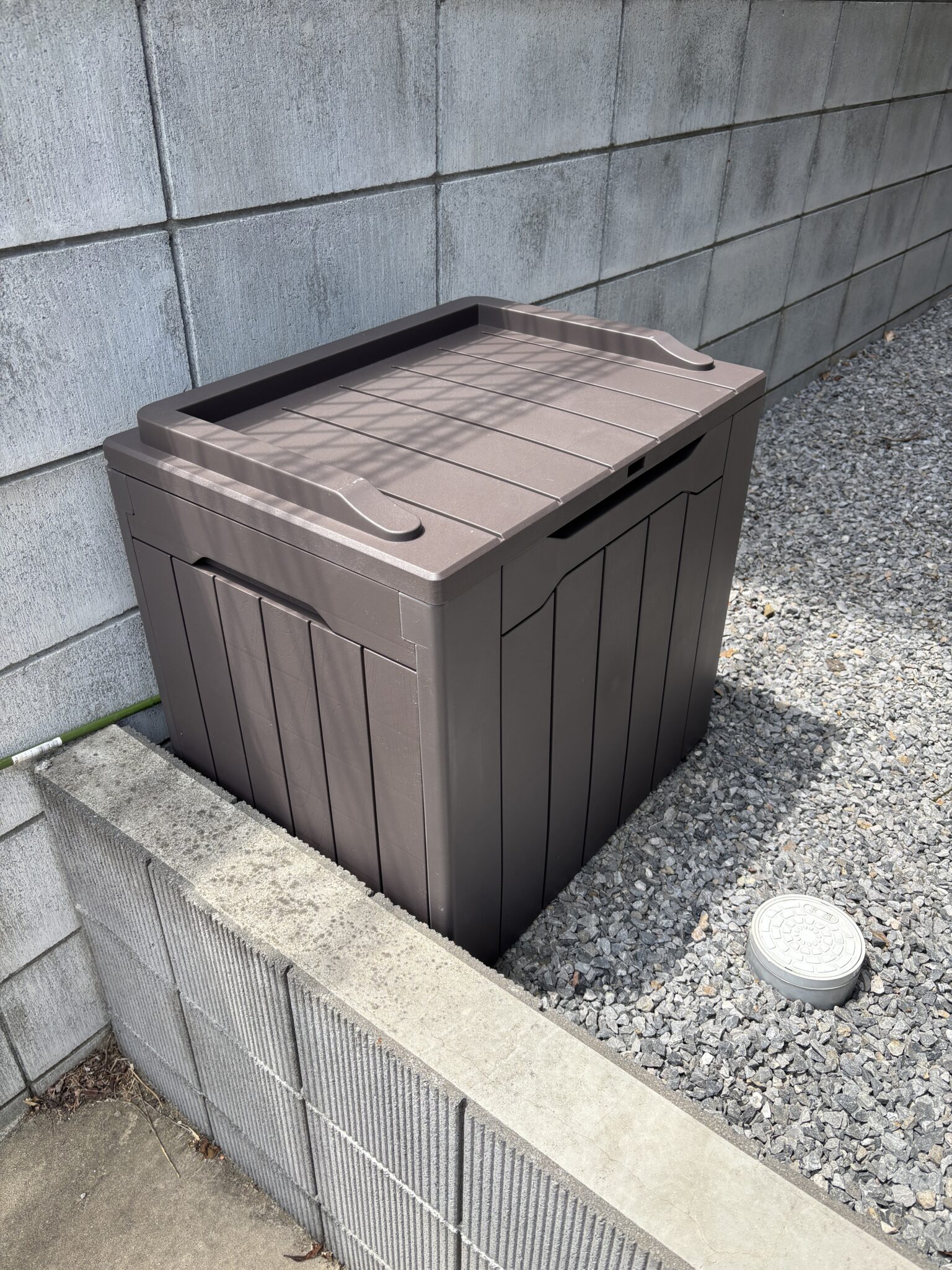 【庭がスッキリ】女性一人で組み立てOK！Alebert収納ボックスが優秀すぎた | Rinのシンプルライフ